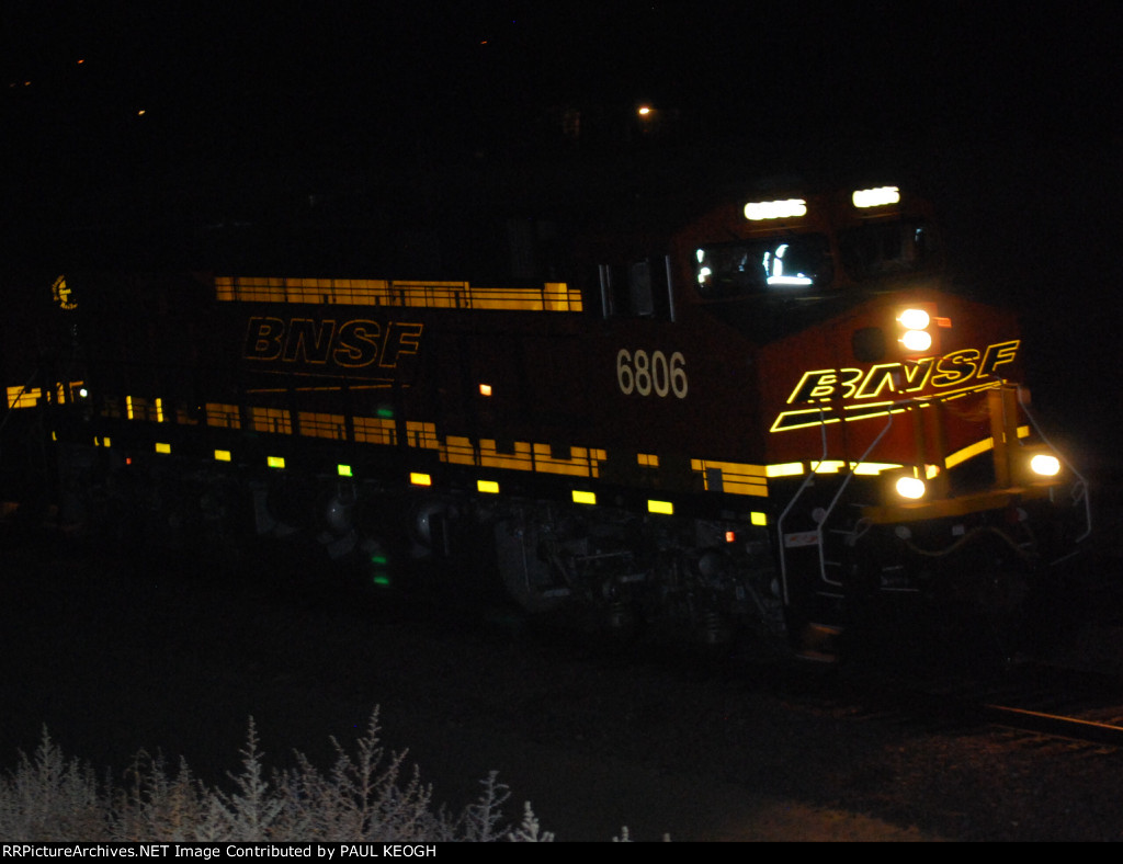 Up Close Shot of BNSF 6806 in this Night Flash Shot as it Hightlights Her BNSF Swoosh Paint Job ...